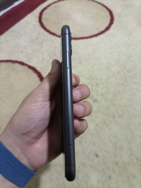 iPhone 11 64 GB