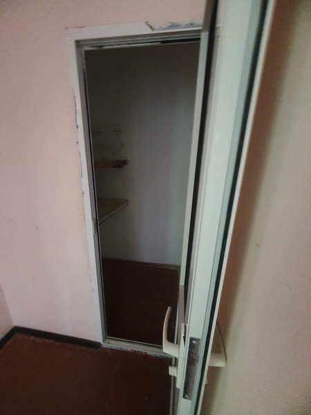 Аренда квартиры 1 этаж 3 комнаты.