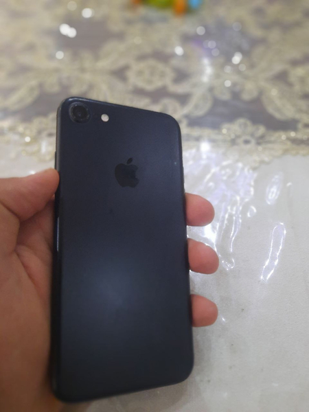 Iphone 7 128gb  ideal tel
