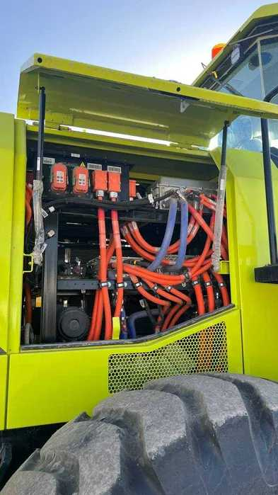 Фронтальный электрический погрузчик SEVALO SL957E на складе, Рассрочка