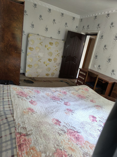 Продаётся 1-ком квартира на метро Максим горького (Светлана)