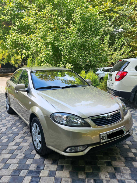 Продам автомобиль жентра
