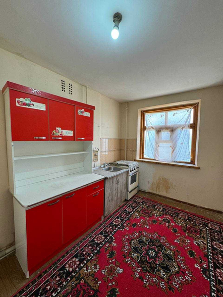 2 xonali 4-qavat 5 qavatli panelni dom 56m²