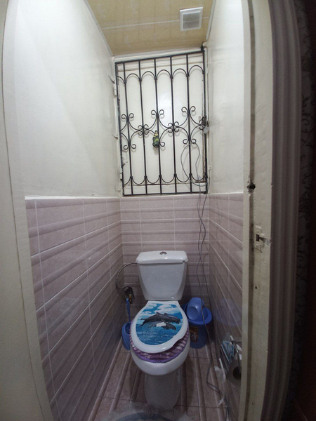 Срочно продаю Юнусабад 11кв 2/1/4 64000$