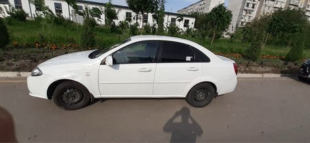 Chevrolet Gentra 2013 srocnaa