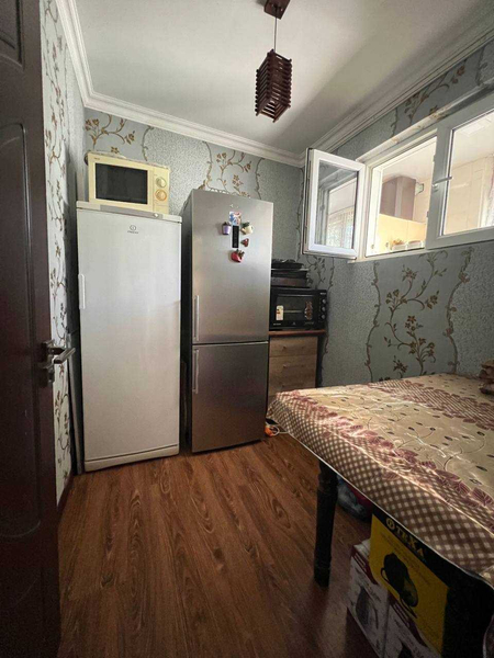 V2599 Чиланзар 20кв Ор.р: Хирмонтепа улица 3/4/4  67м2 Средний ремонт
