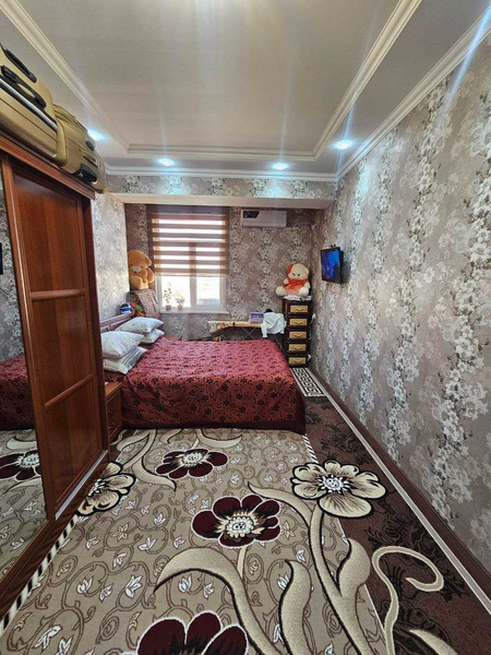 1 xonali 46m² 5-qavat sotiladi.