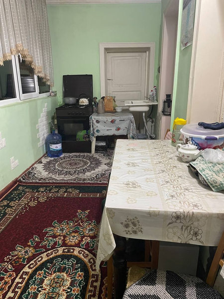 Срочно продаётся 2 ком 77 серия на 4 этаже мархабо