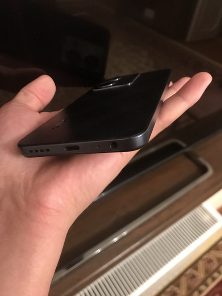 Vivo y35 128gb srocna sotiladi