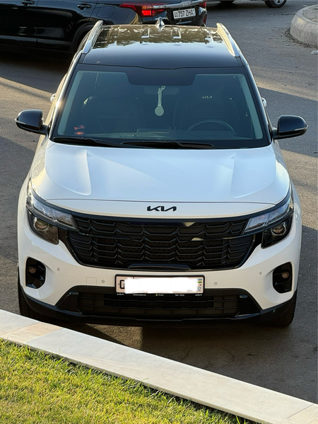 Kia seltos style 2023 black edition