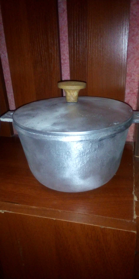 формы для хлеба,казаны разных размеров