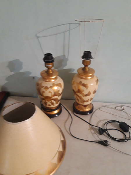 Продам светильник цена договорная