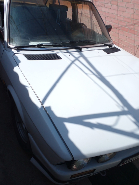 BMW  520i E28 кузов