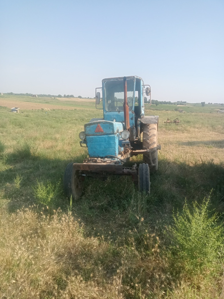 Traktor presep kultuvatsiyasi bilan sotiladi