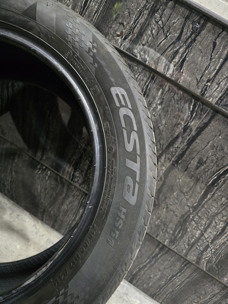 r17 kumho ecsta  kia/hyundai/chevy
