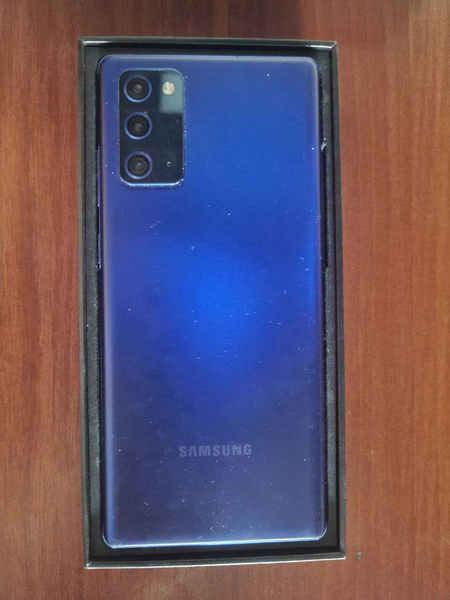 продам сотовый Samsung Note 20
