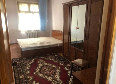 Юнусабад 7квартал 
Алфраганус 
2/4/4
54м2 
350$
Семя!