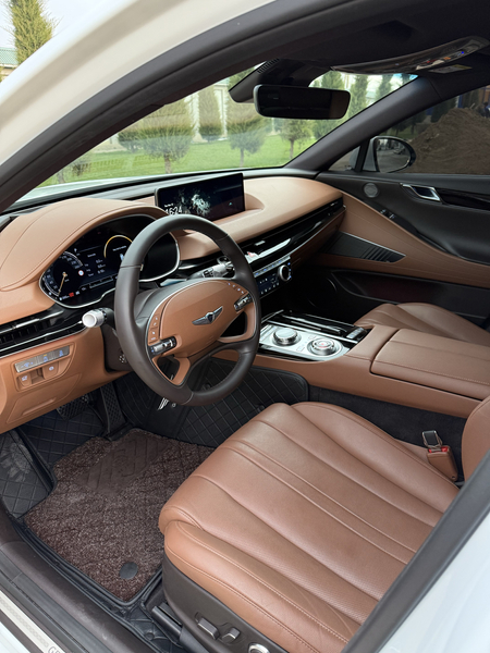 Genesis G80 2023
