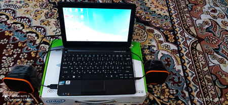 Netbook sotiladi