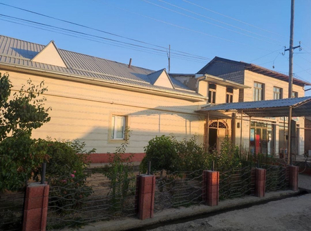 Кибрай Узумзор Продается дом с готовым бизнесом