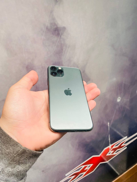 Iphone 11 pro sotiladi