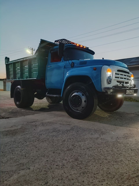 Zil samosval. 1987 yil