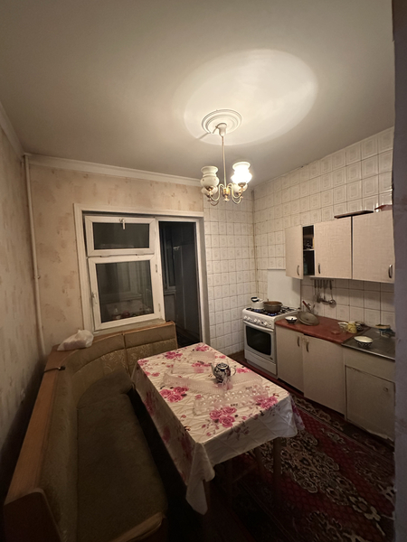 Мирабадский район Куйлюк Массив 4 3/2/4 Французский планировка