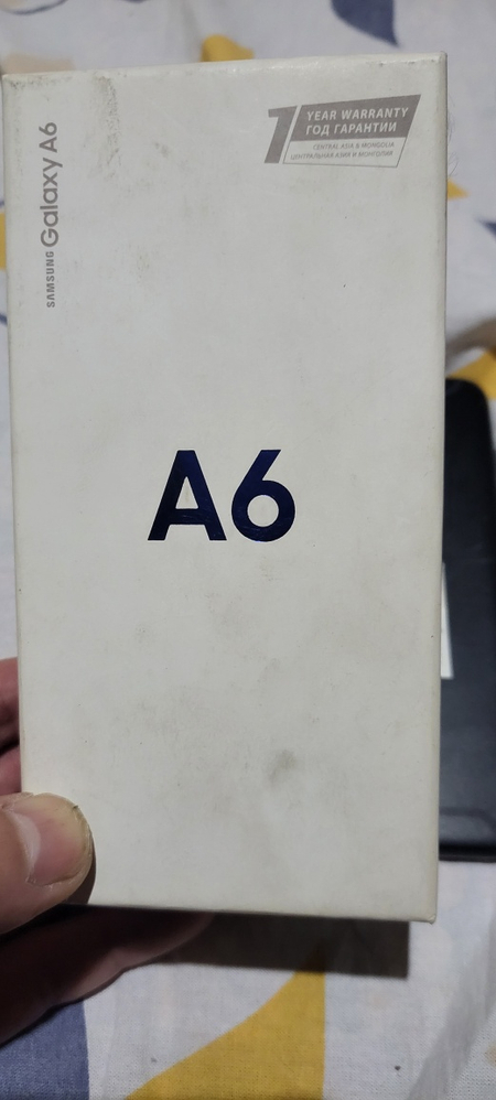 Samsung A 6 сотилади