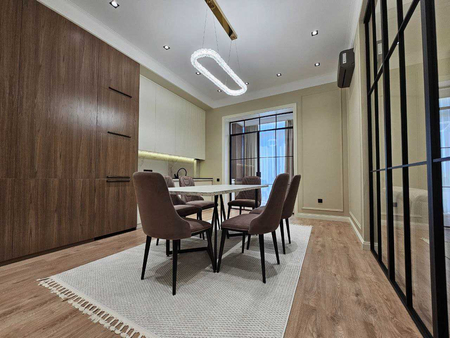 3-к. квартира, 100 м², 8/11 эт.