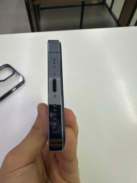 Iphone 13 pro, LLA