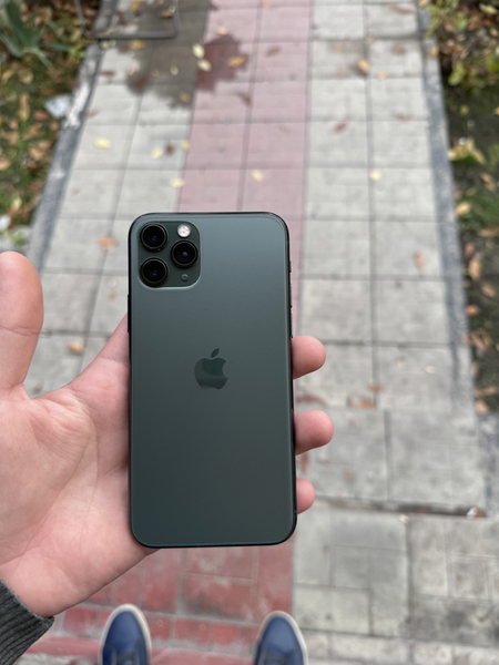 Iphone 11 pro 64 gb  srochni sotladi