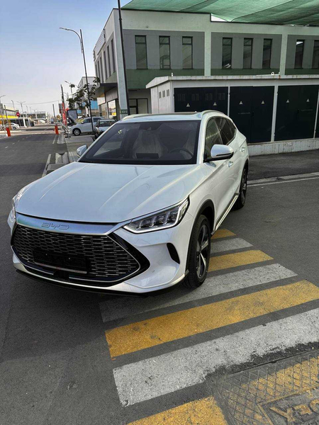 BYD song plus A/T