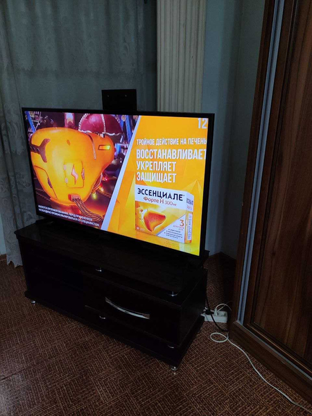 Телевизор Samsung UE49J5300