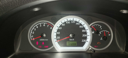 Lacetti сотилади.