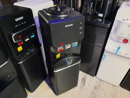 Кулер для воды AiWA с холодильником,акция