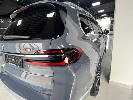 BMW X7 full 2023 kraska toza