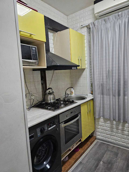 2-к квартира, 55 м², 1/2 эт. м.Буюк ипак йули ( ост. Художников)