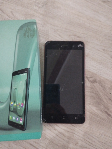 Wiko французский телефон