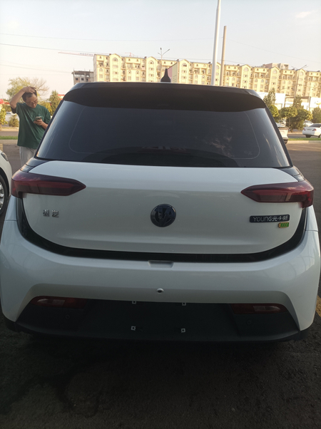 Youan L-400 408km kridit halol nasiya pereslena
