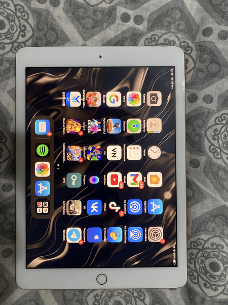 iPad 6 pakaleniya