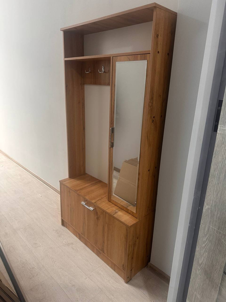 Spalni tumba tryumo chestr