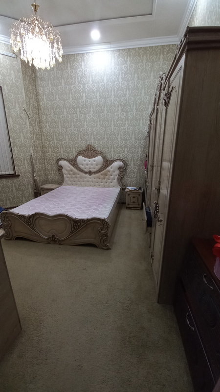 Продаётся спальный гарнитур