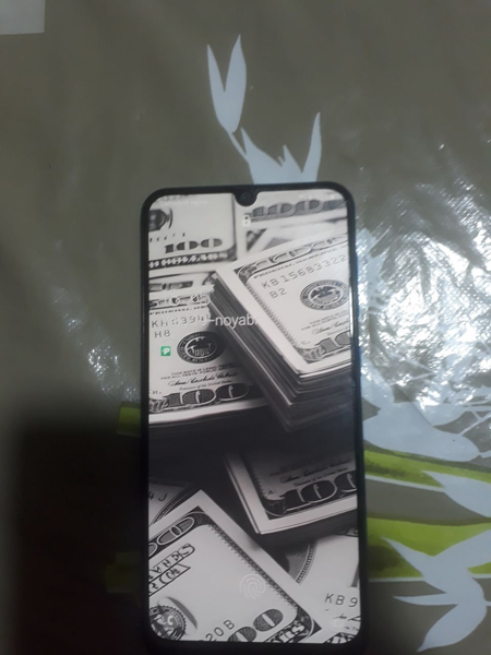 Samsung A50 narxi 700