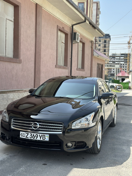Nissan Maxima sotiladi