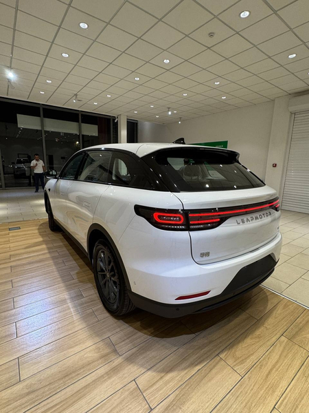 Leapmotor c 11 restyling