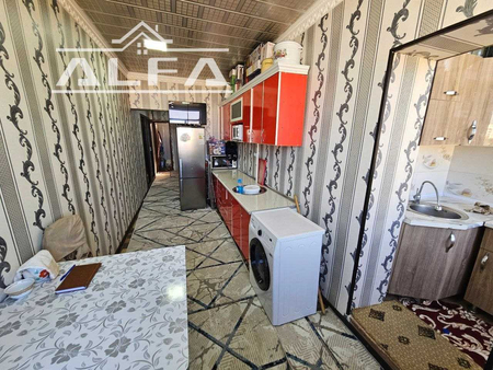 3 xonali 80m² 4-qavat sotiladi.