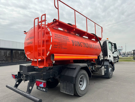 БЕНЗОВОЗ  10 тонна Toshkentda tayyor 
MAN TGM 18 290 4X2 BB CHC 2022 Й