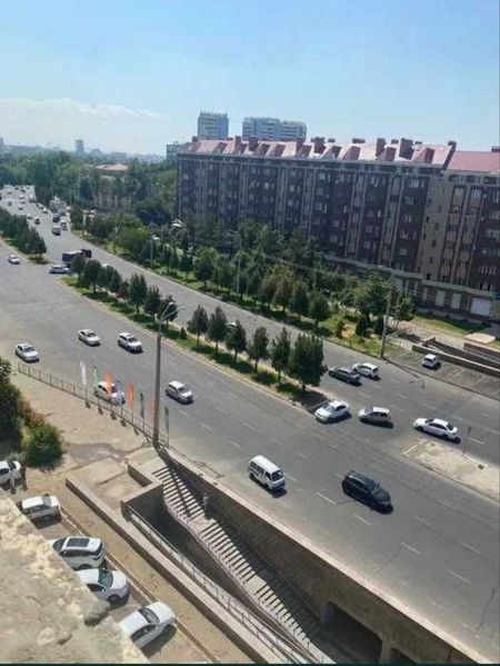 Продается кирпичный 2/8/10 в центре.Ц2 ориентир алайский (140988)