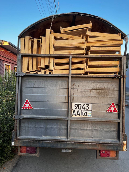 volga 2401 gazbalon bor pritsepi bn sotiladi
