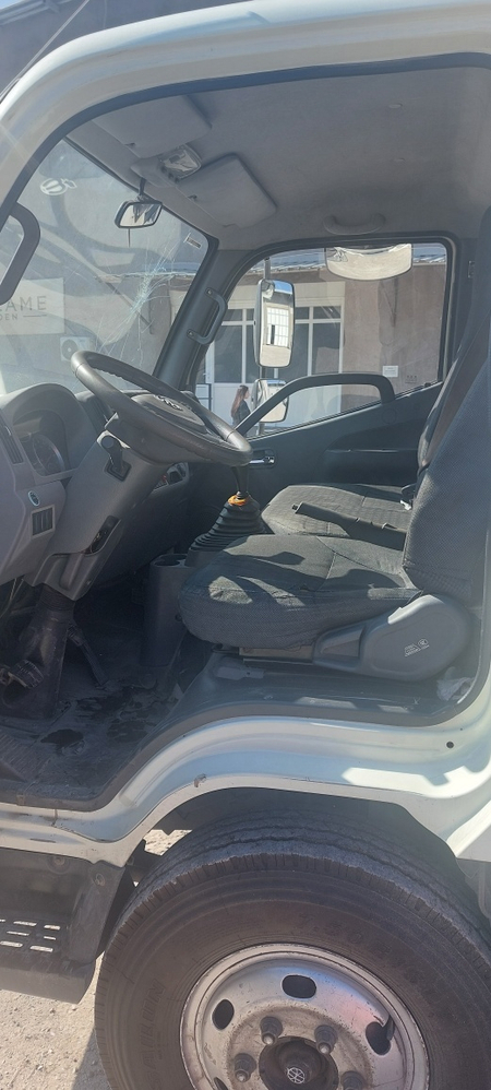 Foton 3tonnalik sotiladi